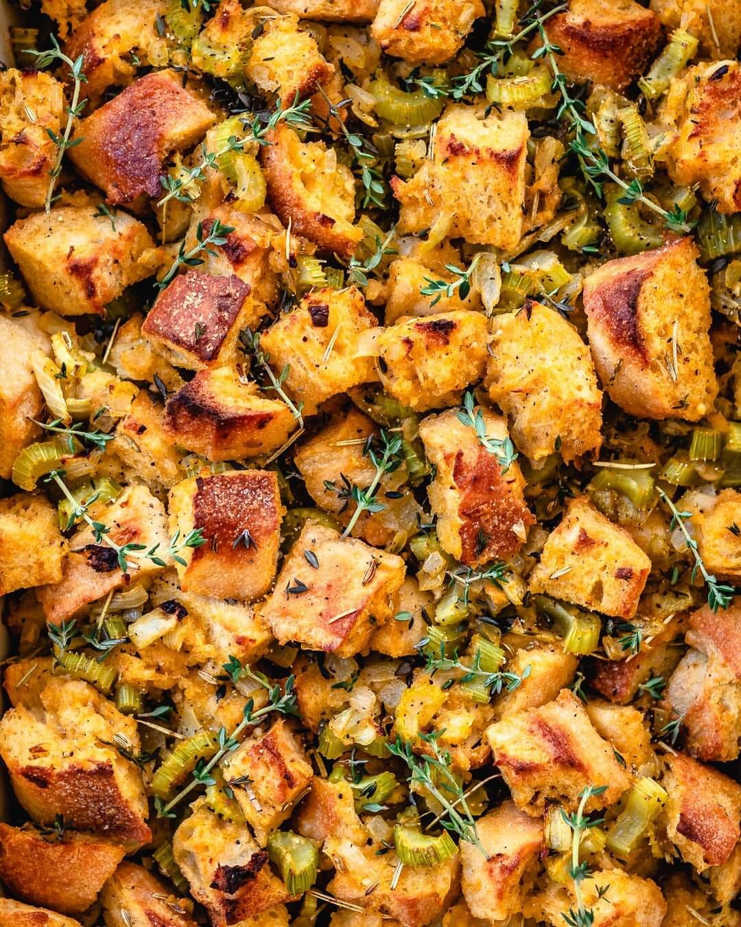 Simple Vegan Stuffing - Elle Gourmet