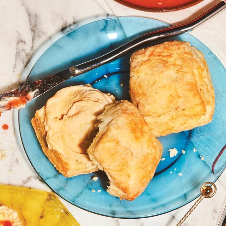 Best Buttermilk Biscuits - Elle Gourmet