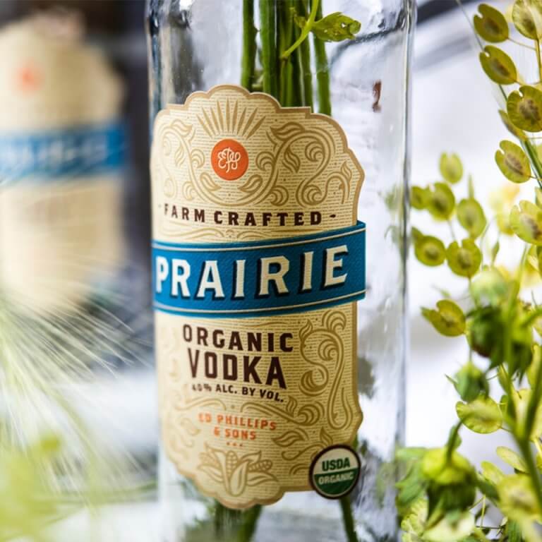 Sustainable spirits to sip this Earth Day - Elle Gourmet