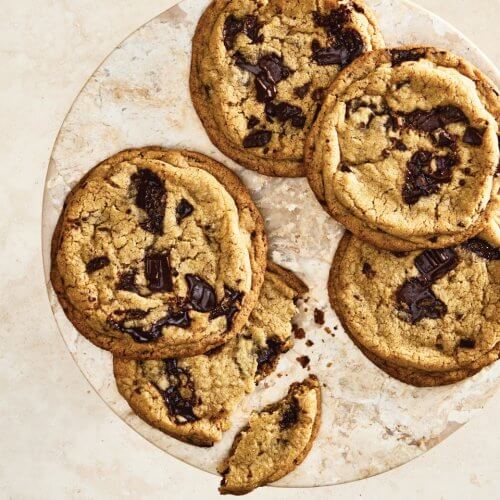 Ultimate Chewy Chocolate Chip Cookie Recipe | ELLE Gourmet