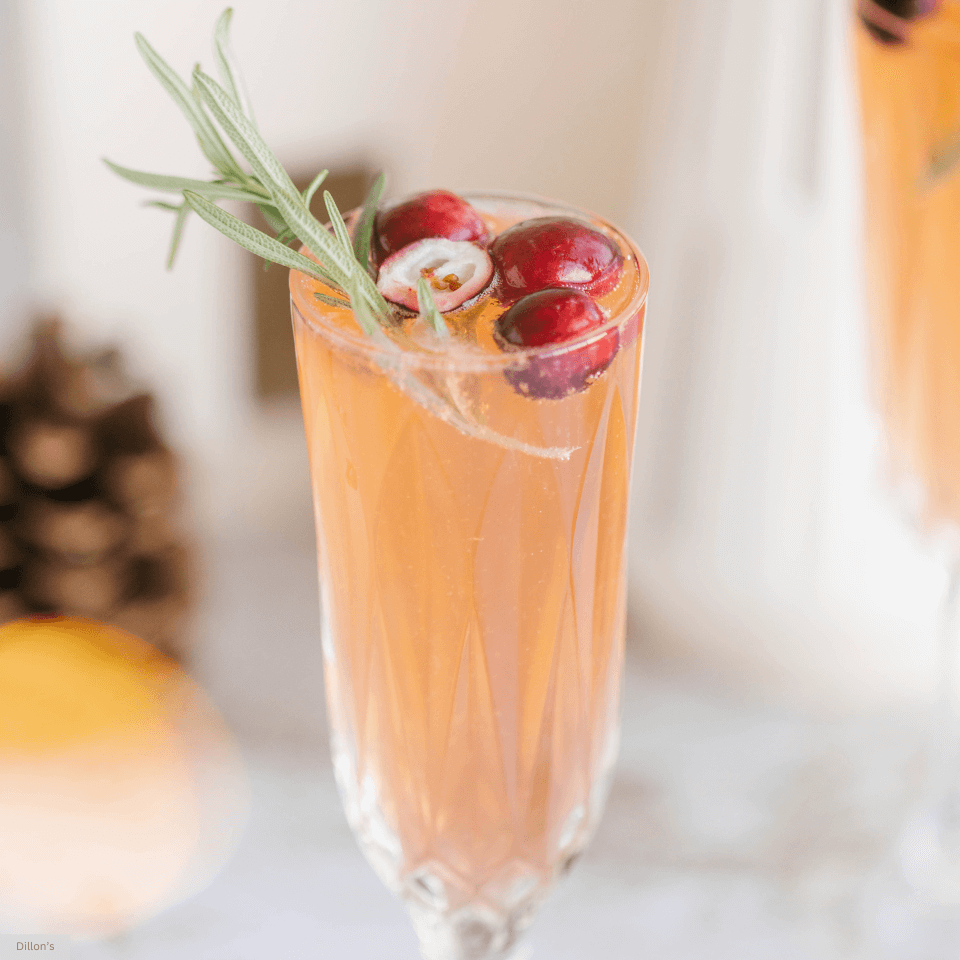 Cranberry French 75 - Elle Gourmet