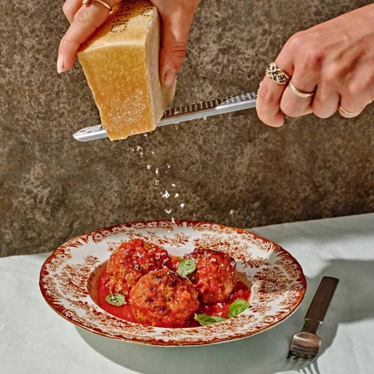 Best Meatballs and Red Sauce - Elle Gourmet
